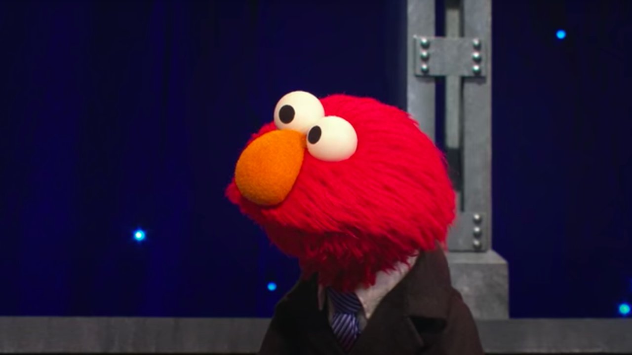 THE NOT-TOO-LATE SHOW WITH ELMO Is Adorable and Worth Watching