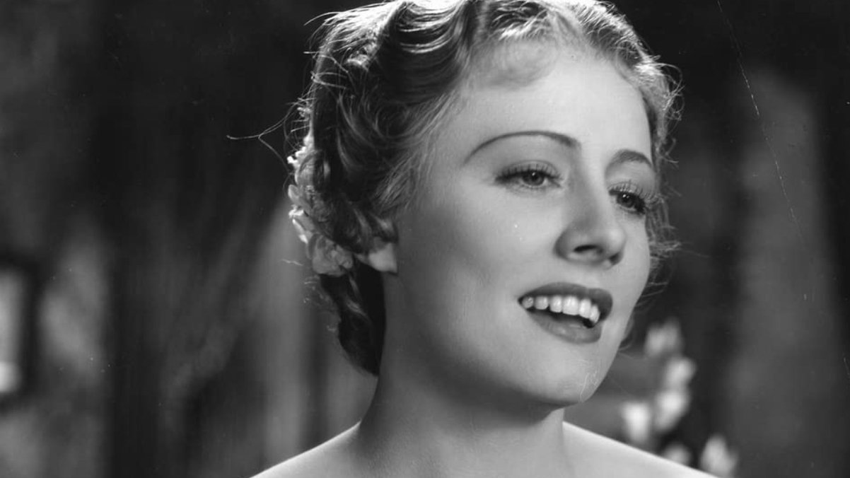 Golden Age Actress Irene Dunne Discusses How Faith in God Brought 'Joy ...