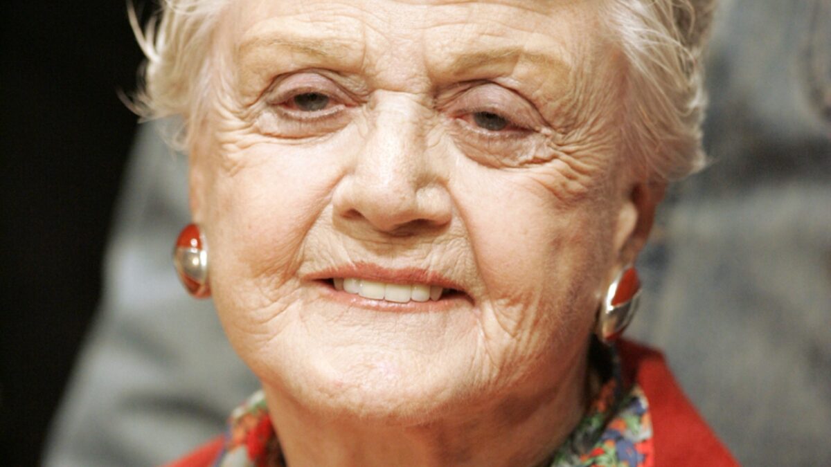 Iconic Actress Angela Lansbury Dies at 96