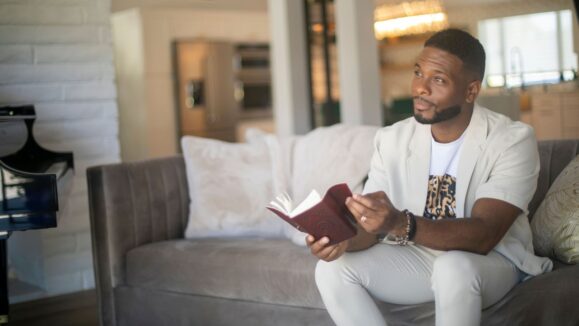 Kel Mitchell Ministers on SNL Set: 'Christ Is in Me'